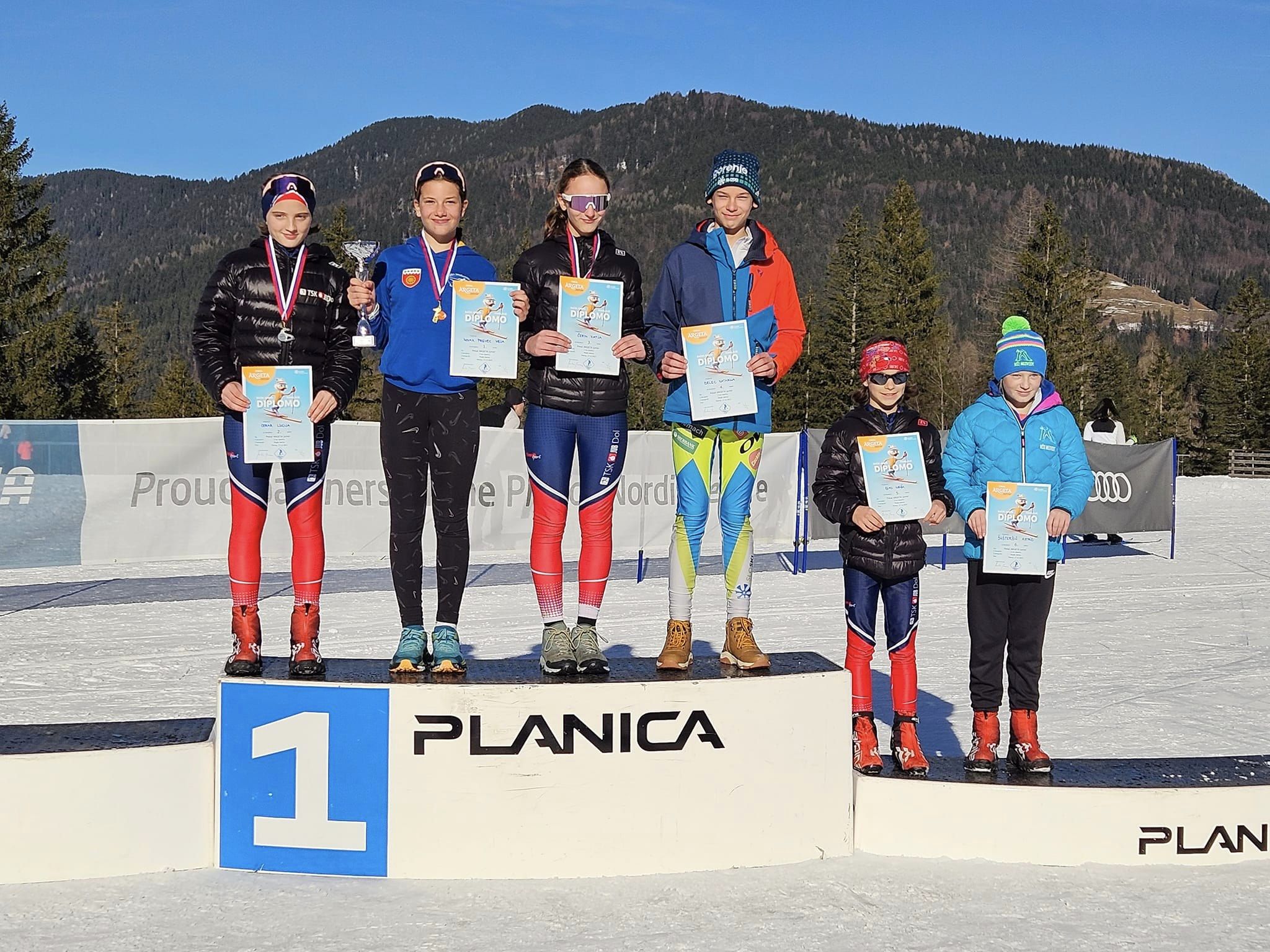 Uspešen uvod v novo sezono - TSK Logatec